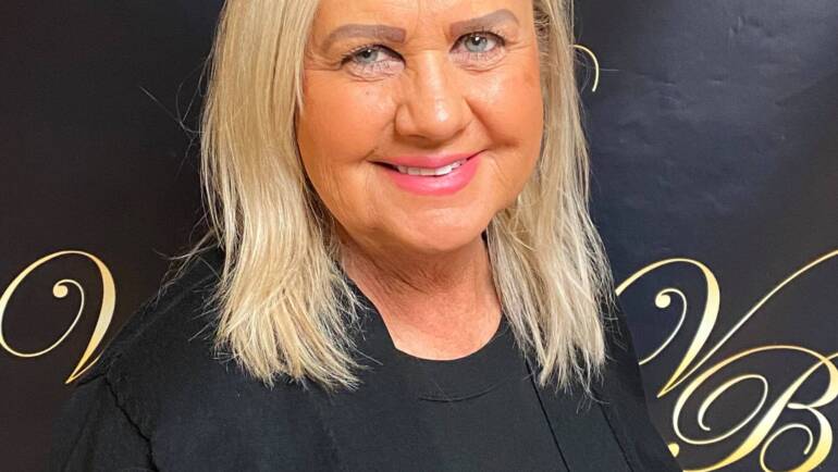 Rose Gill - Villa Bella